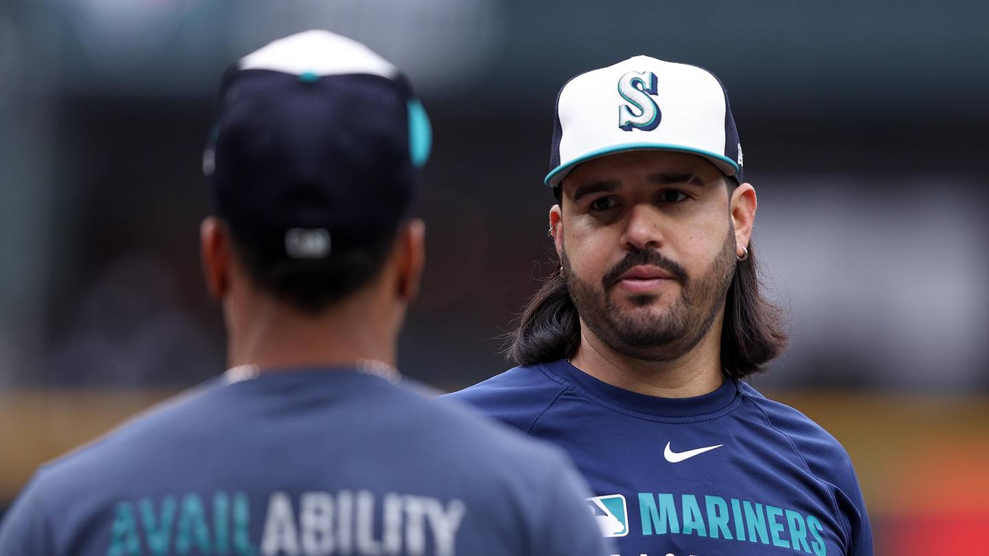 Mariners Slugger Gets Massive 3-Year, $72 Million Contract Projection
