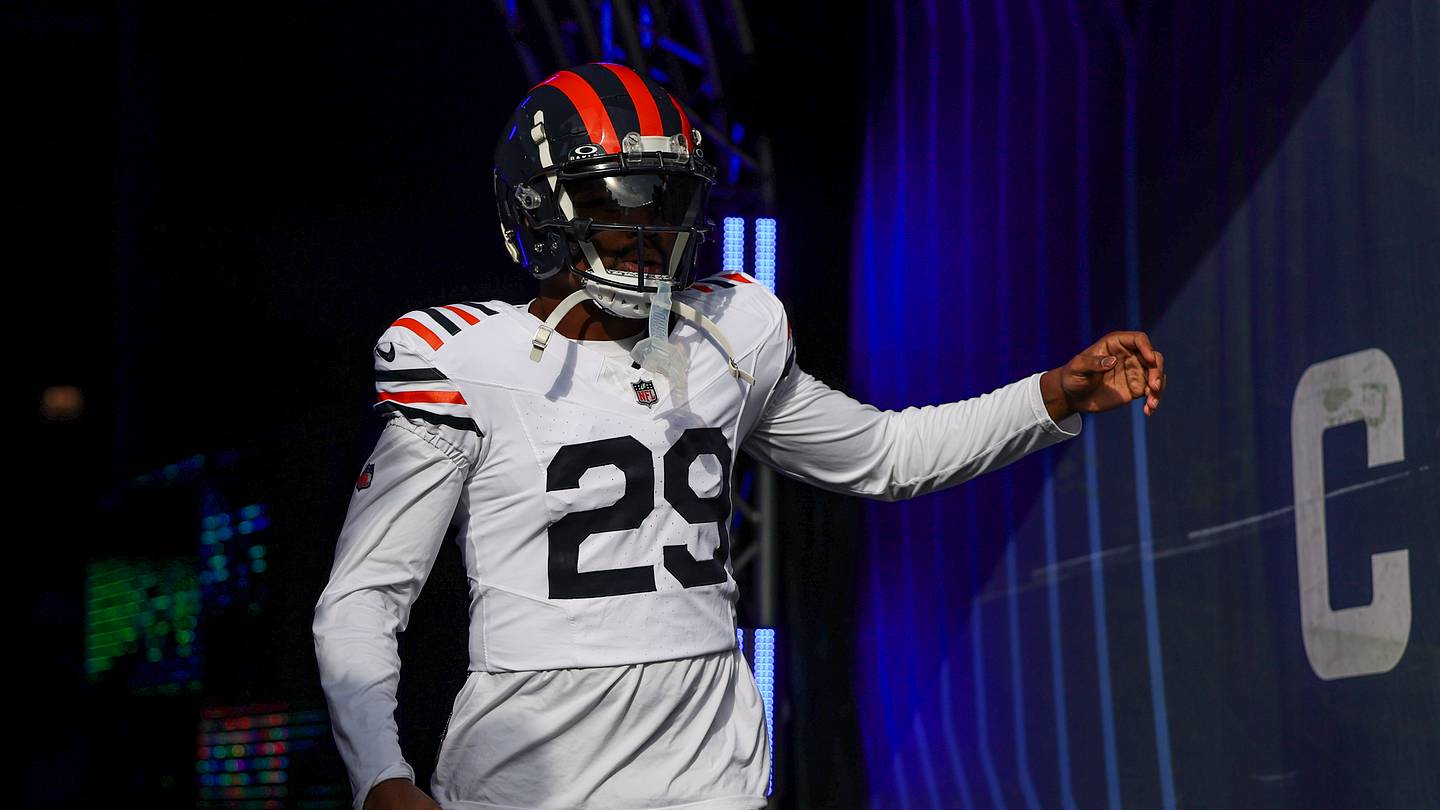 5 Chicago Bears players who need to step up under Thomas Brown with ...
