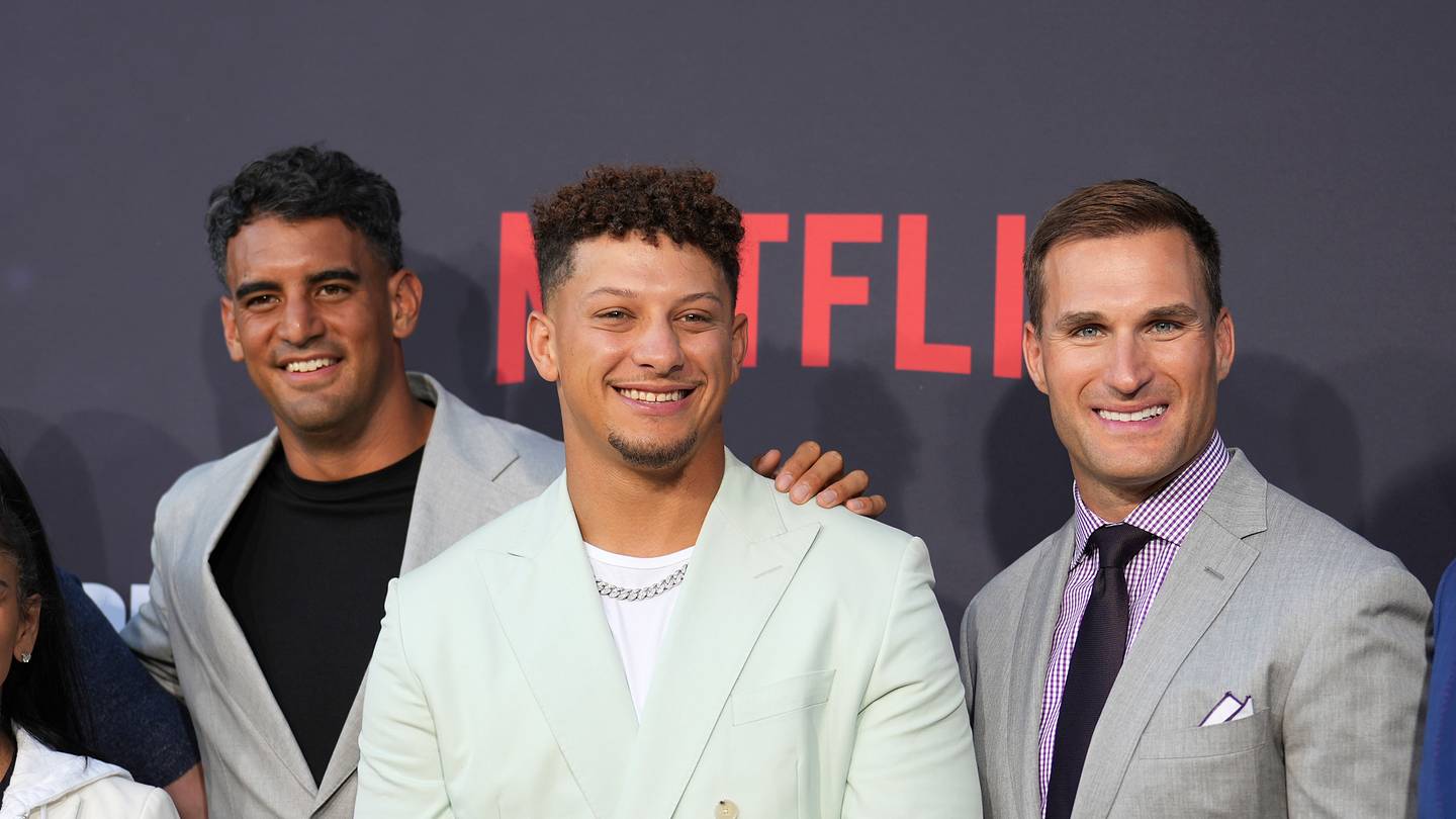 Patrick Mahomes, Kirk Cousins set to face off for first time