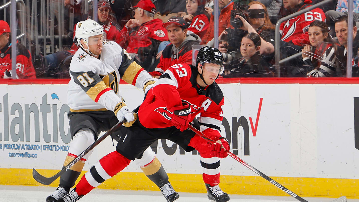 Are the New Jersey Devils pushing to trade for an old top free agent target?