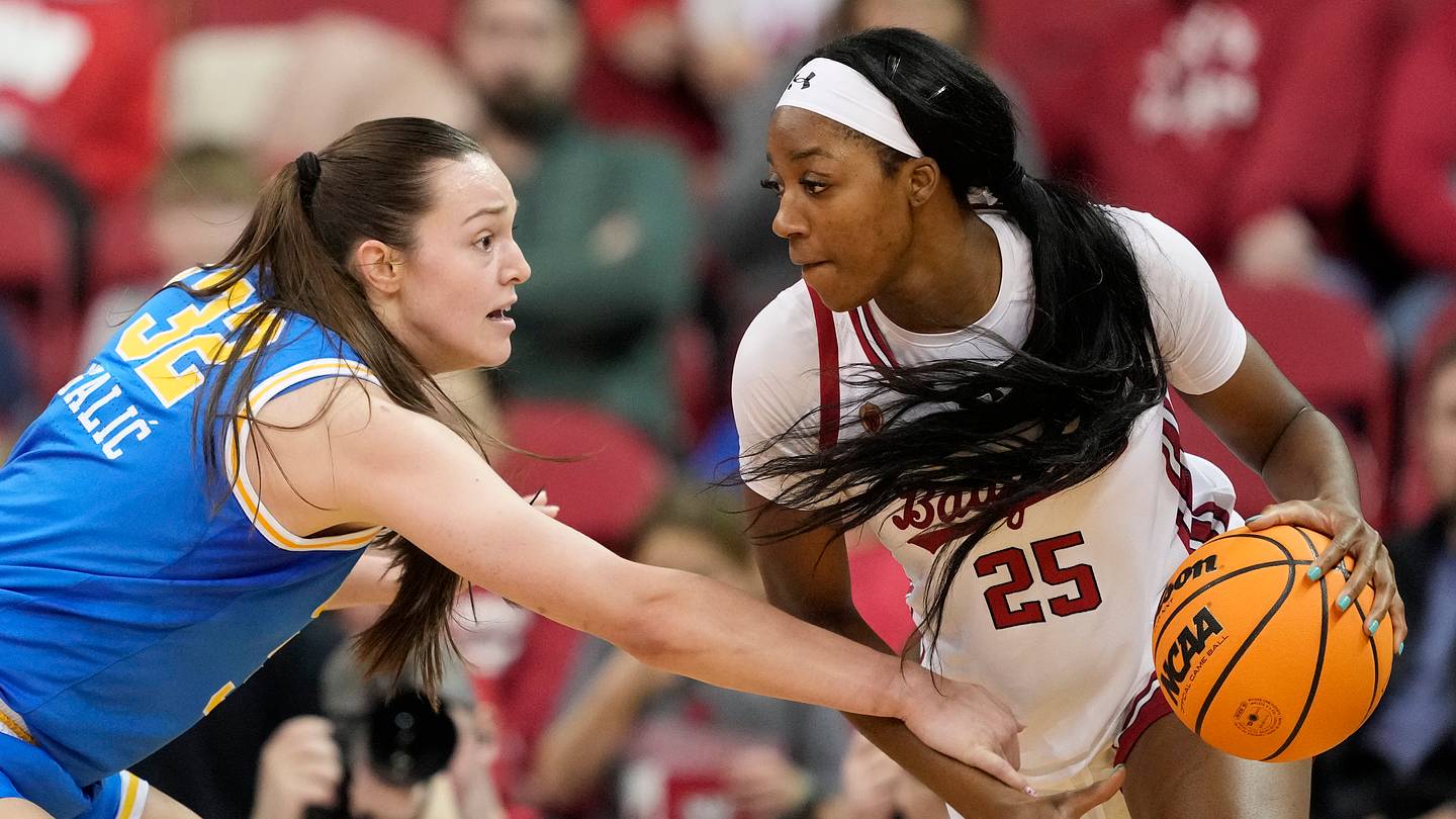Former Wisconsin women's hoops star has found a new home to chase a ...