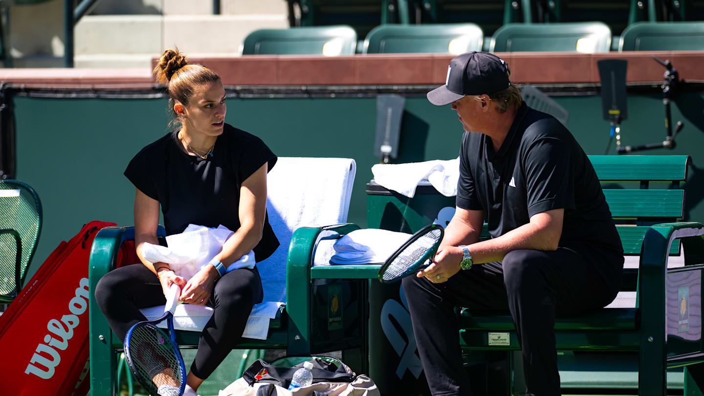 Maria Sakkari fired her second coach in less than a year