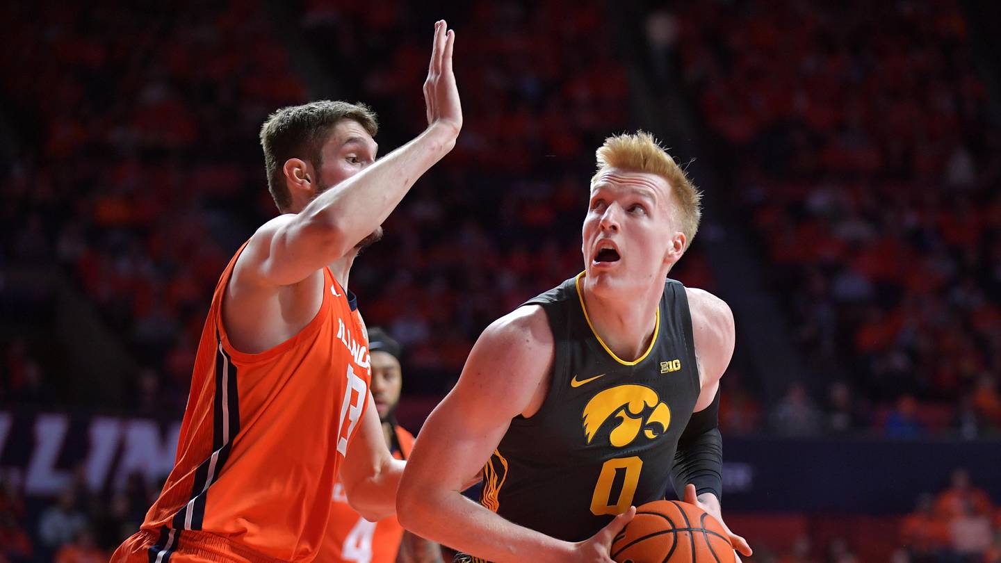 Illinois Basketball Rises in KenPom Rankings With Lockdown Defense vs. Iowa
