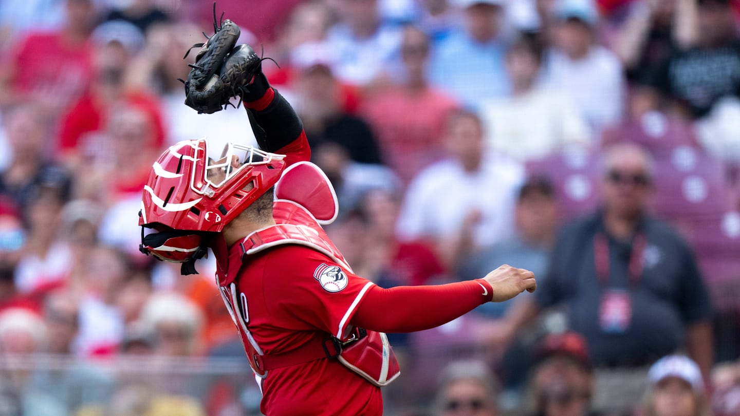 Cincinnati Reds Could Make Key Trade to Clear Payroll in Quest to Bolster Roster