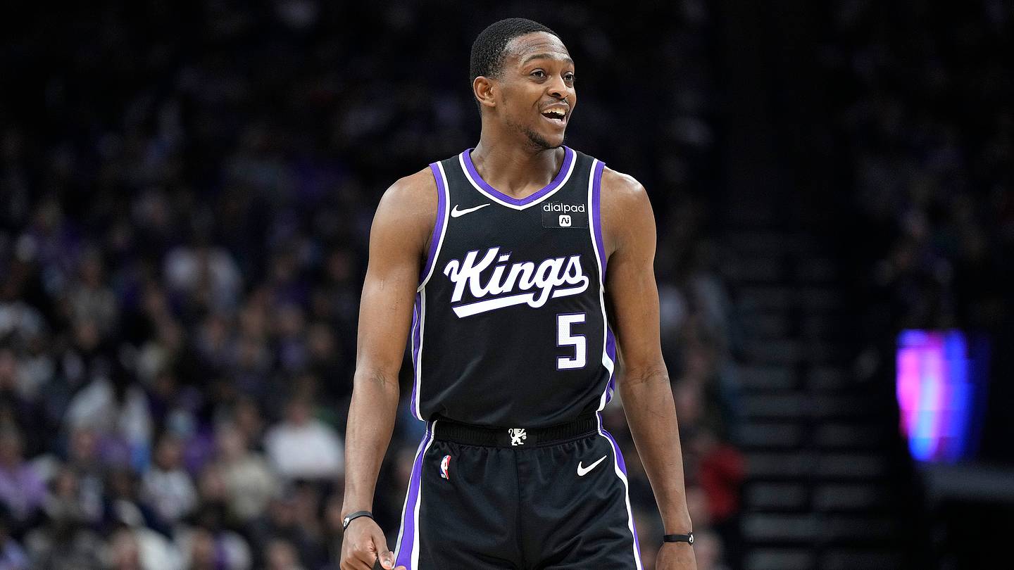 NBA Trades: 5 tempting De'Aaron Fox blockbuster deals the Kings must ...
