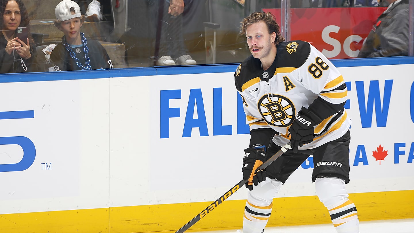 Boston Bruins Forward David Pastrnak Sends a Clear Message to His Teammates