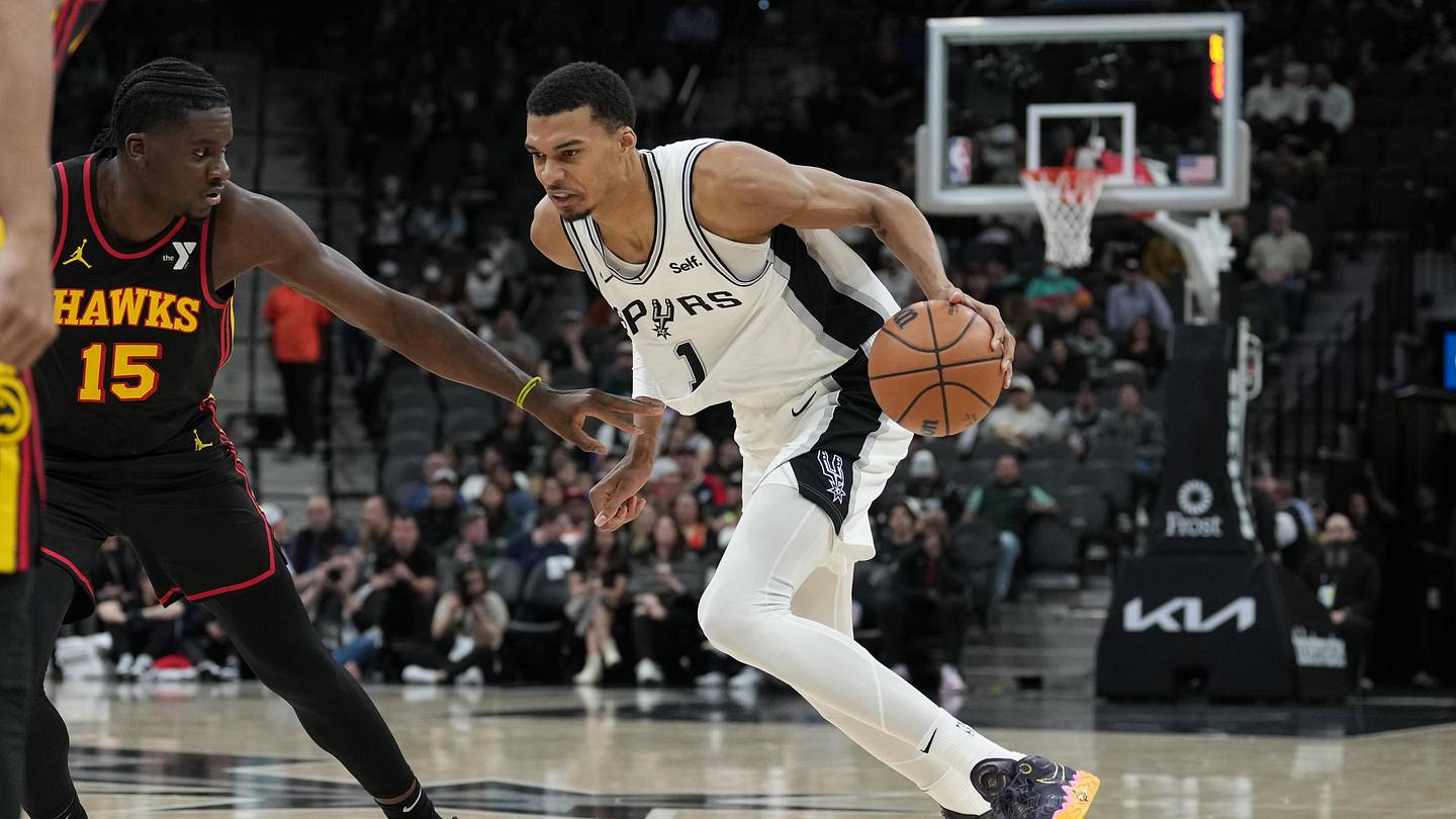 NBA Rumors: Spurs considering a major trade with the Hawks