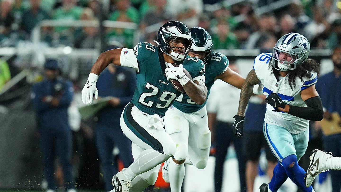 Eagles Running Back Needs More Playing Time in Week 3