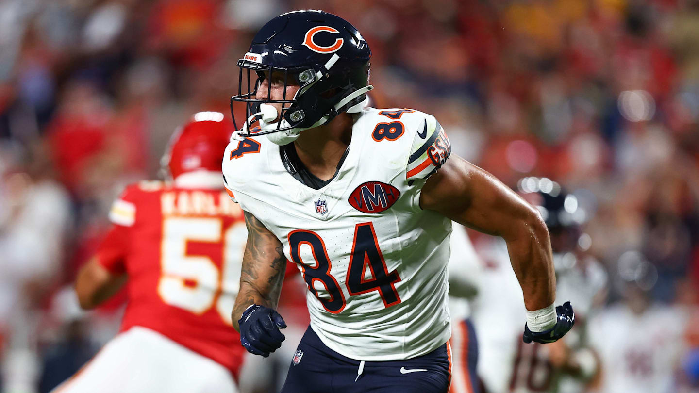 Colston Loveland has real shot at earning prestigious award Bears ...