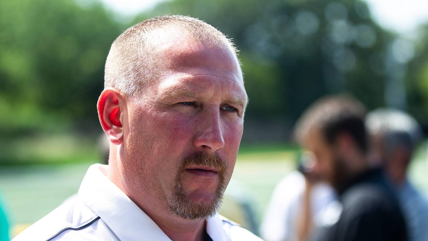 $1.6 Million Head Coach Sends Clear Message After College Football ...