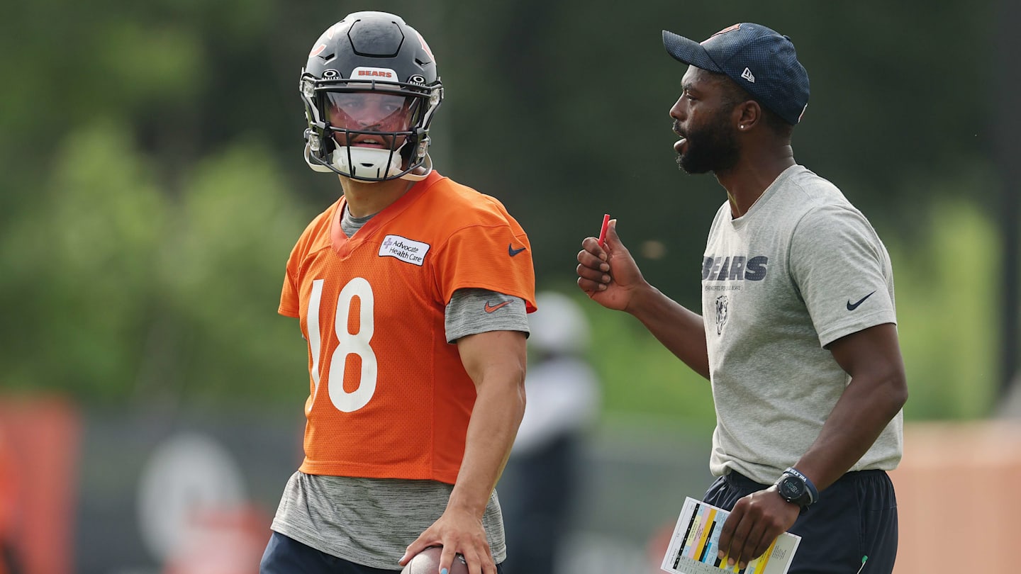 Bears coach delivers blunt assessment of struggling offense at training ...