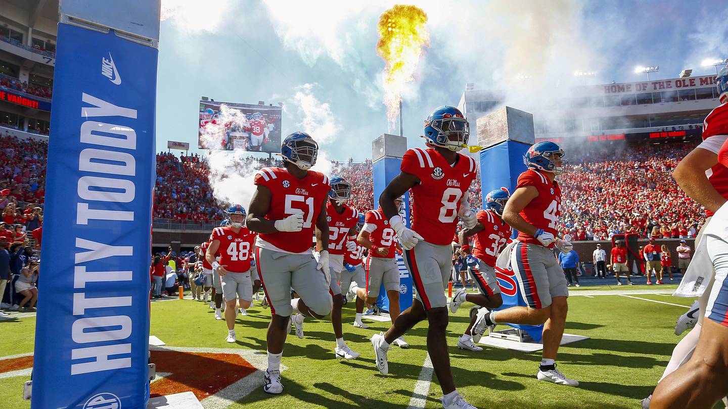 Ole Miss CB Brandon Turnage is Having Fast, Physical Fun as a Hometown ...