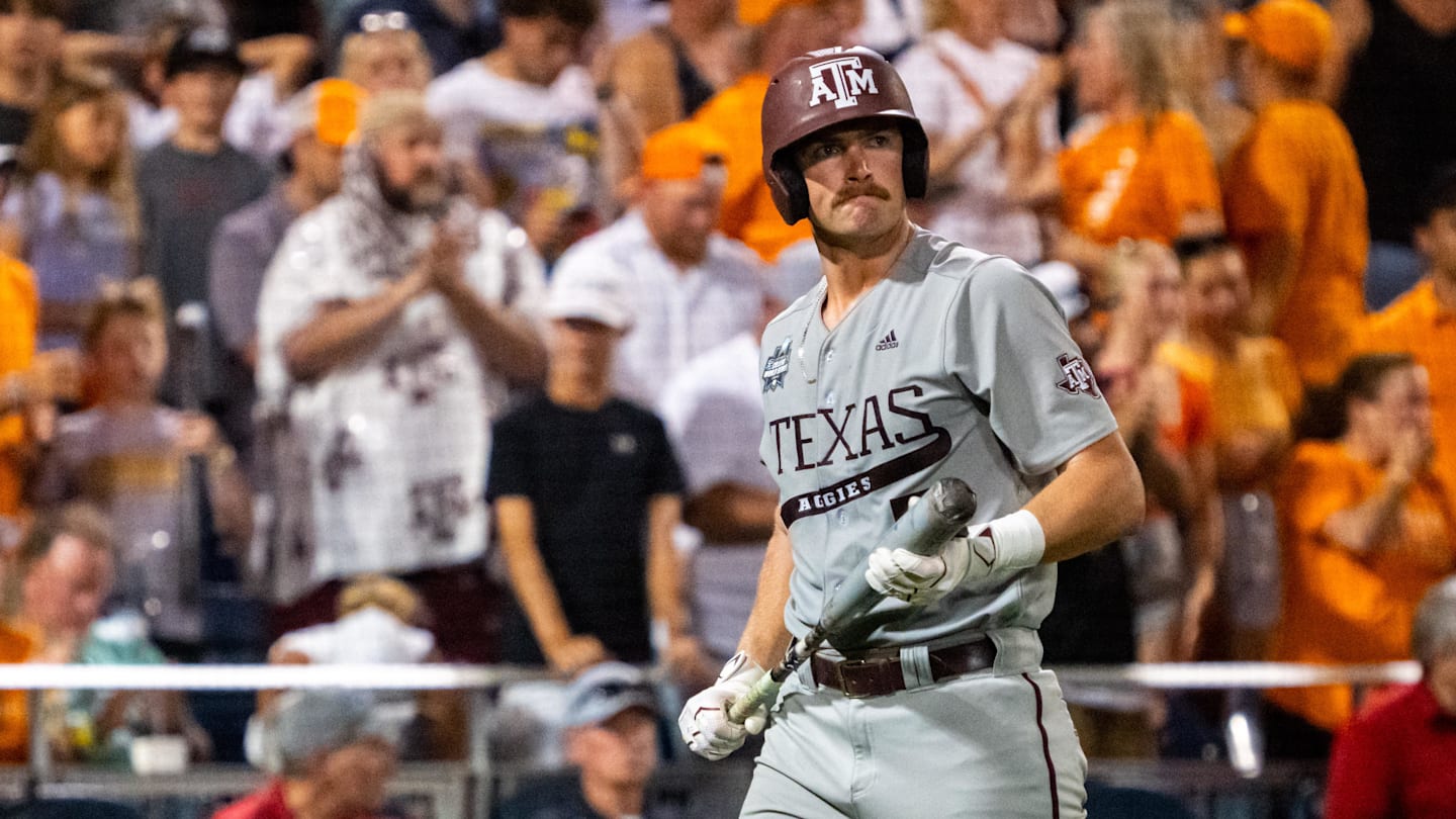 Powerful photo posted by Texas A&M baseball player captures team's ...