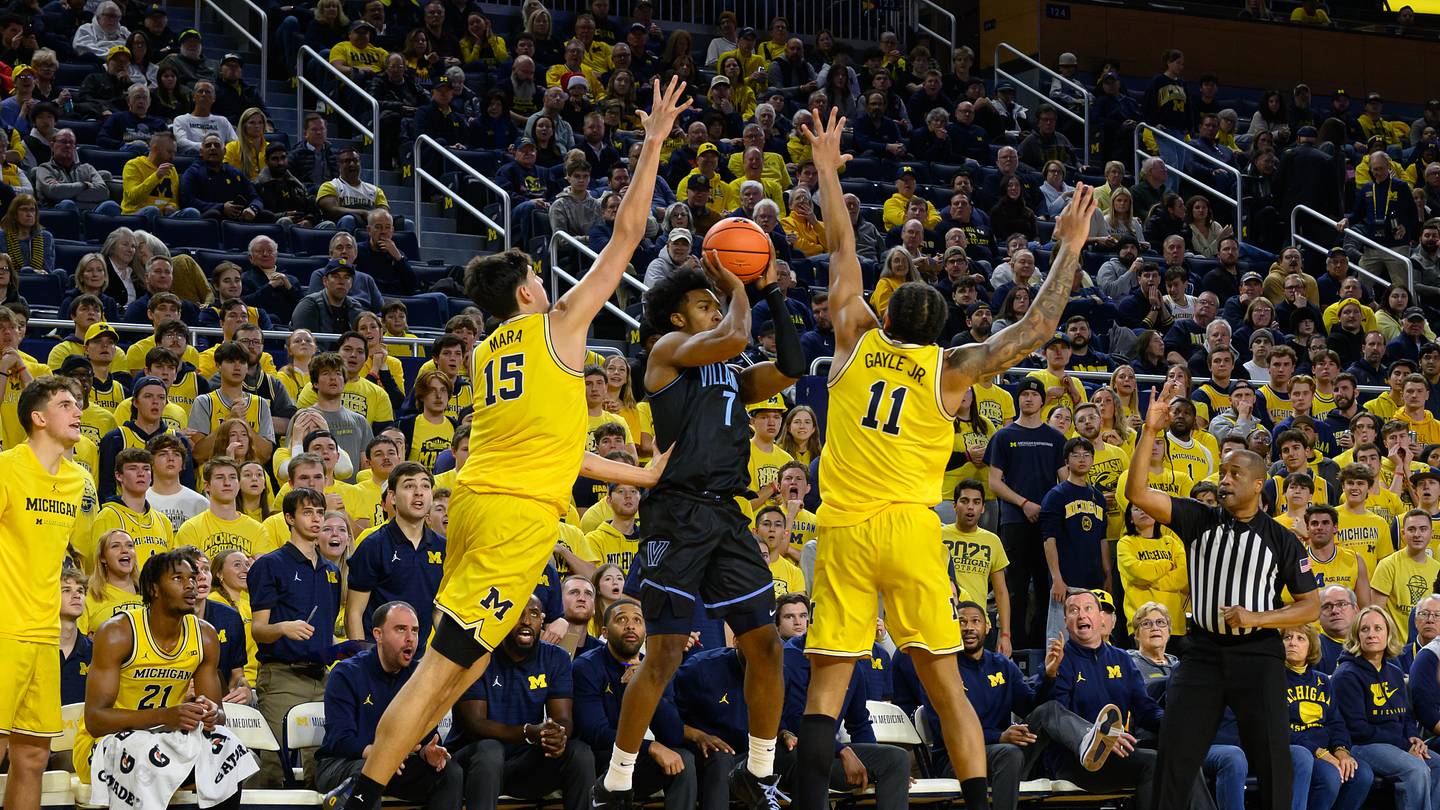 Michigan's elite defense doesn't disappear when shots aren't falling