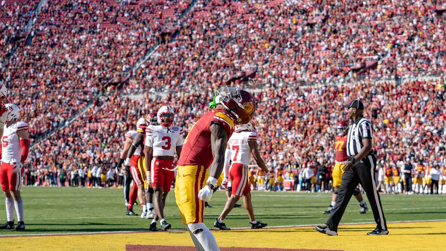 USC transfer wide receiver Zachariah Branch trolls Alabama while on ...