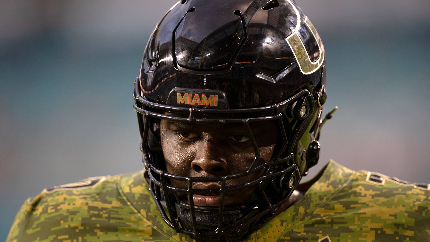 Miami LT Markel Bell Named To PFF Week 9 Team and 3 Hurricanes Earn All-ACC