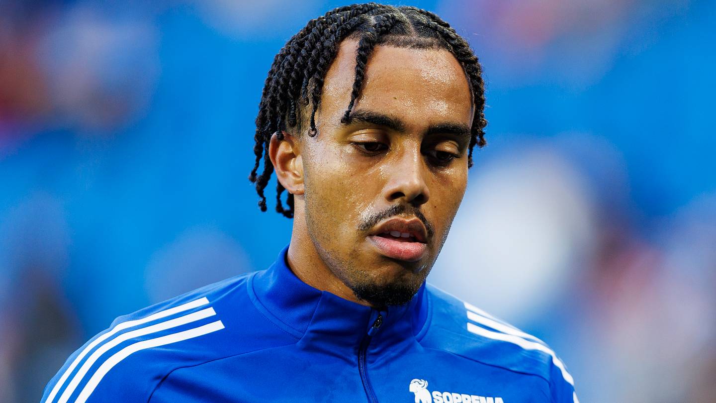 Chelsea leading race to sign €30 million-rated defender