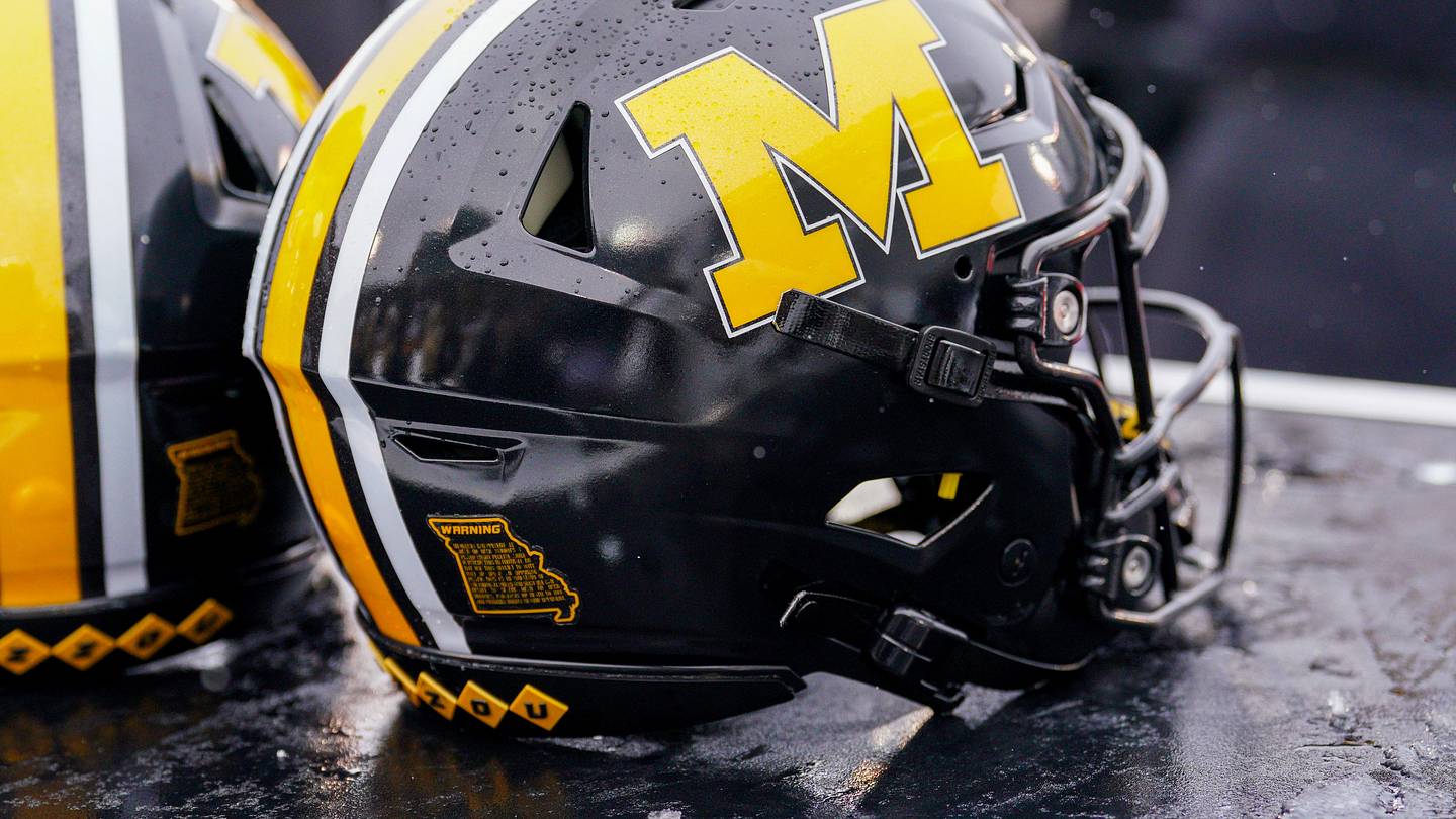 Versatile EDGE Commit Signs With Mizzou Football