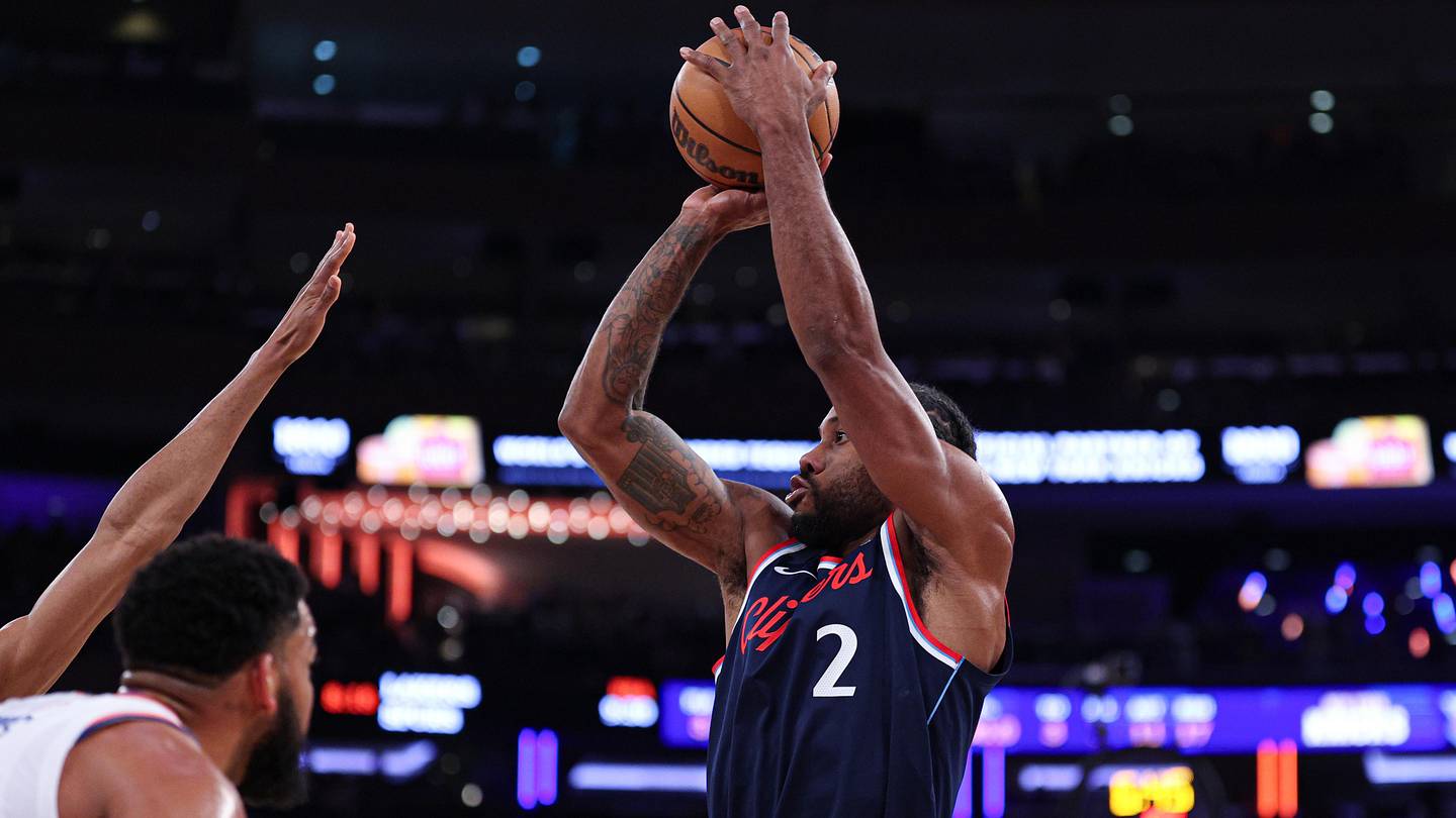 Clippers Injury Report vs. Nets: LA Now Dealing With Kawhi Leonard Concern