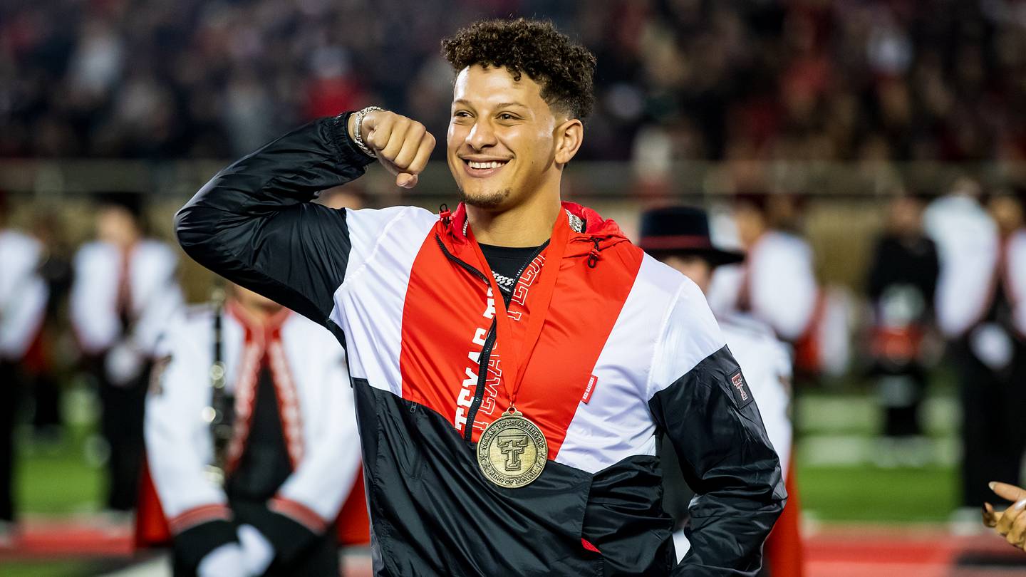 Patrick Mahomes shouts out Texas Tech commit for record-breaking HS ...