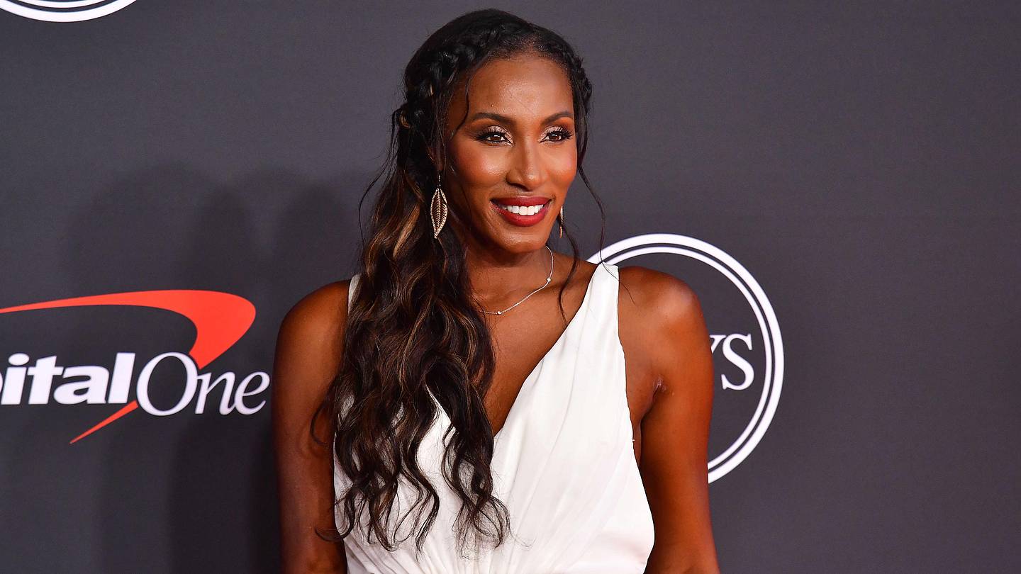 Lisa Leslie Shuts Down ESPN's Caitlin Clark College GOAT Snub Stance
