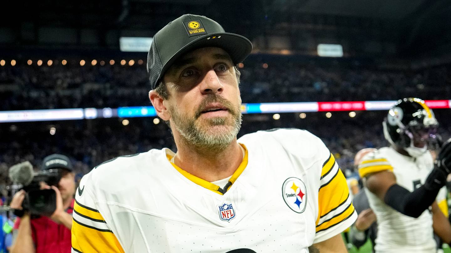 Steelers must make Aaron Rodgers drop the mic for DK Metcalf's sake