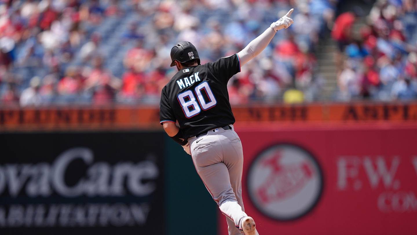 Joe Mack Showing Marlins Why He is Their Catcher of the Future