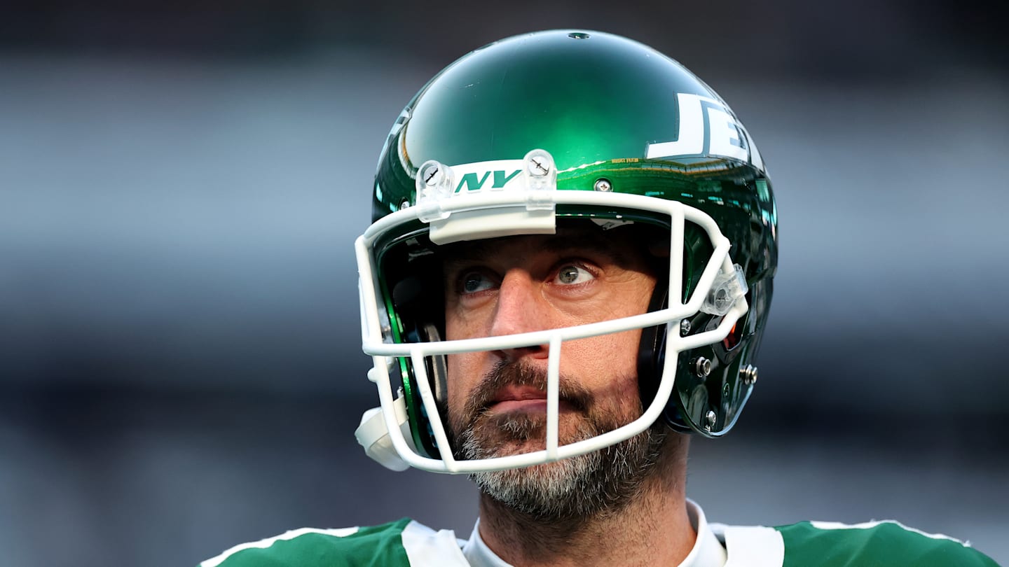 Justin Fields will live out Aaron Rodgers' dream if NY Jets prediction ...