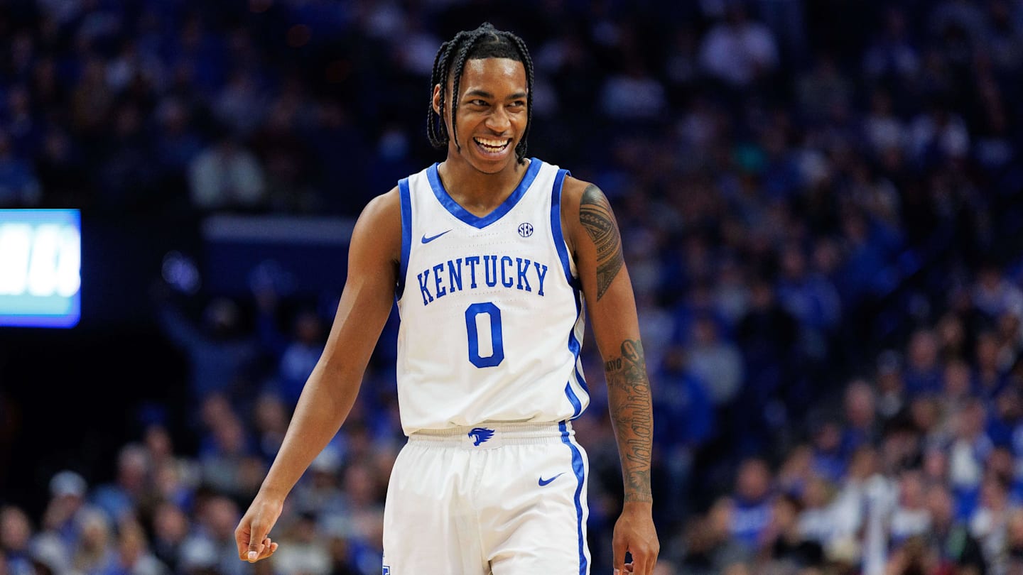 Rob Dillingham can show off one key skill in Summer League debut