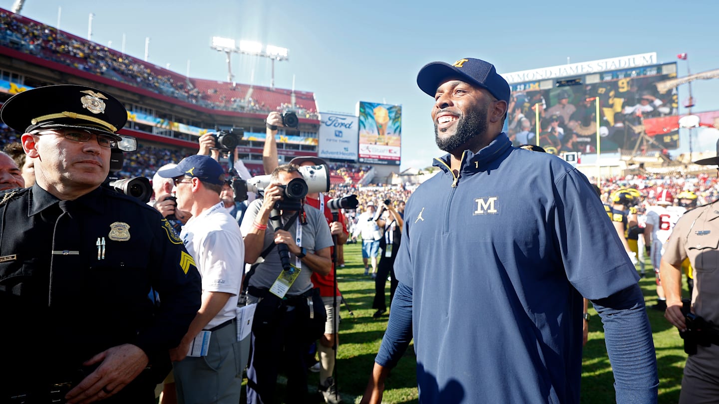 Michigan Wolverines news: No. 1 QB in 2027 to visit Michigan football, more