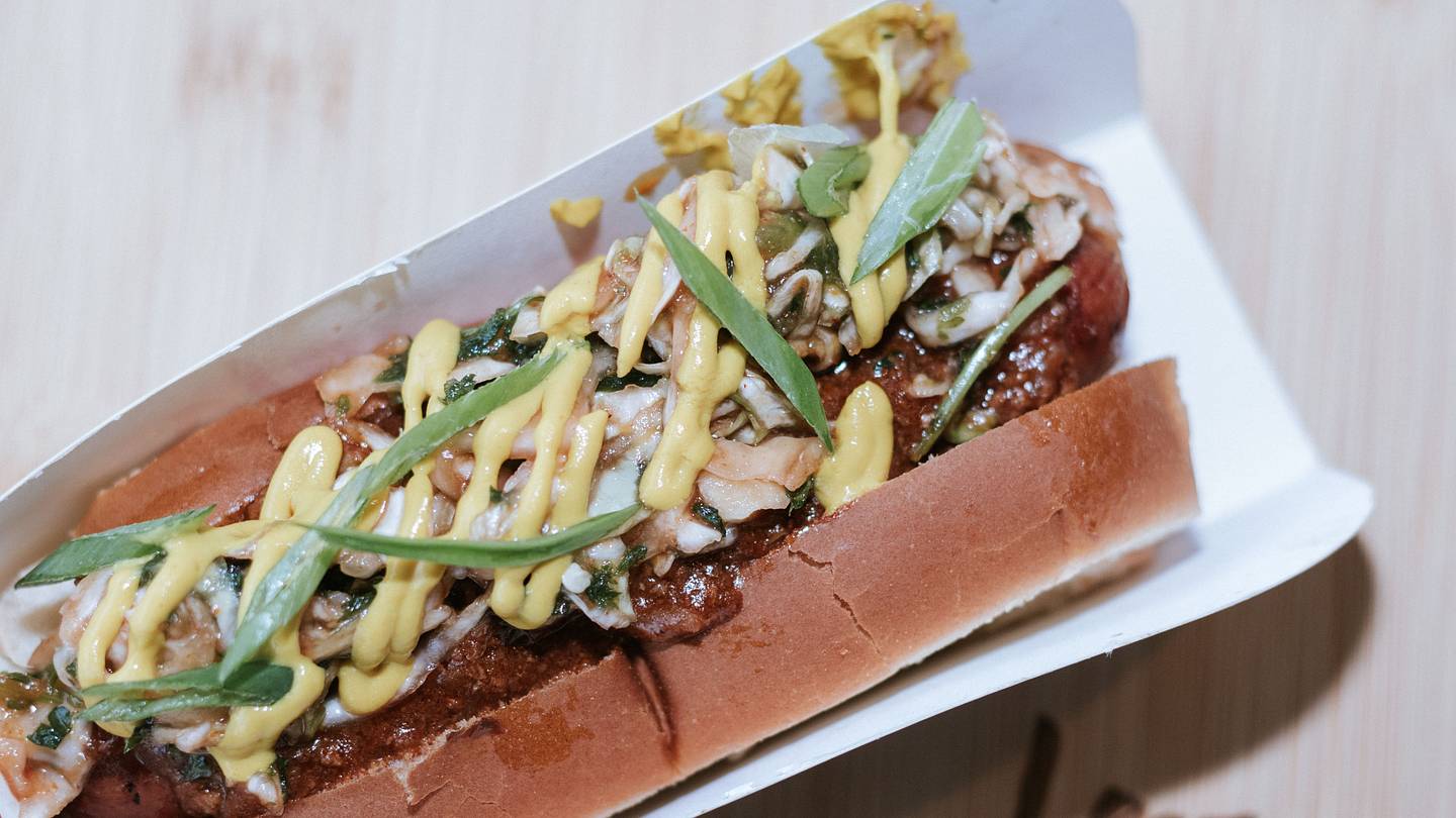 4 MLB hot dogs and sausages that will make you to go to a ballgame