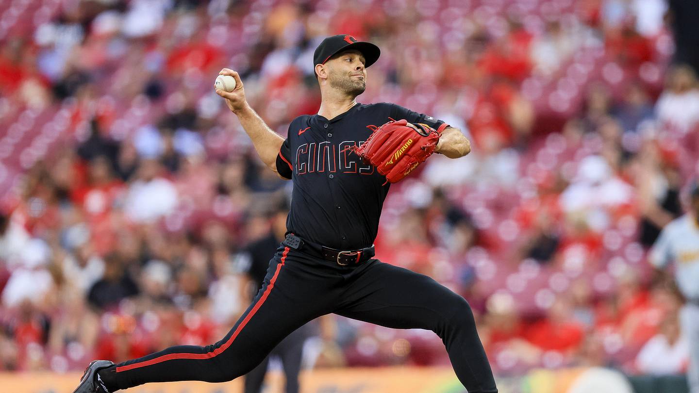 Look: Reds Release Lineup for Matchup Against Texas Rangers