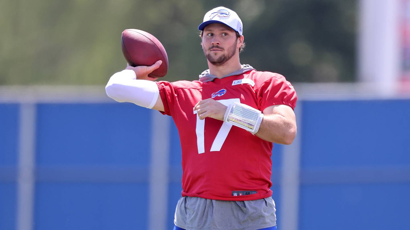 Where does Josh Allen rank among QBs when trailing according to PFF?