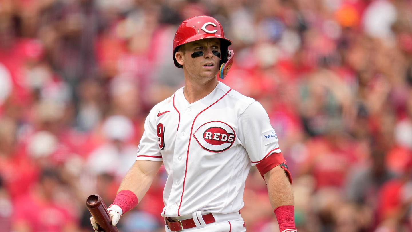Reds unexpectedly reveal severity of Matt McLain’s injury and fans will ...