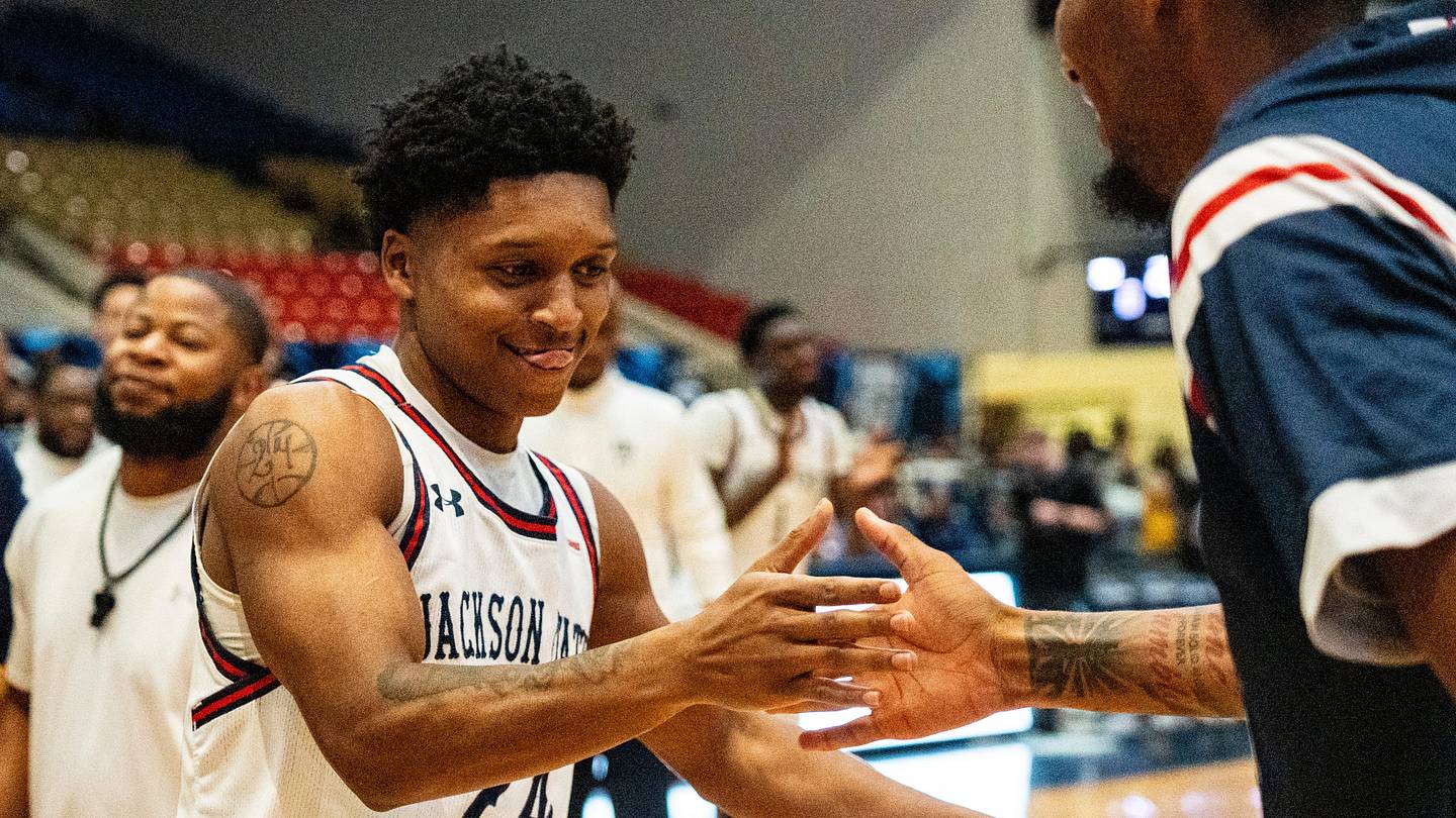 First Look at Illinois Basketball’s 2025-26 Season Opener: Jackson ...