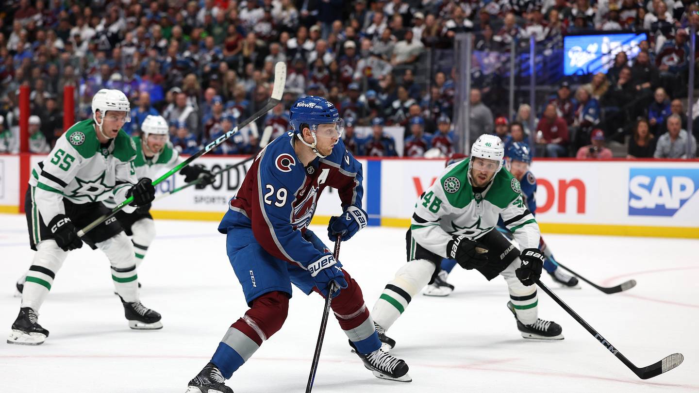 NHL 26 simulation of Colorado Avalanche’s first matchup vs Dallas Stars