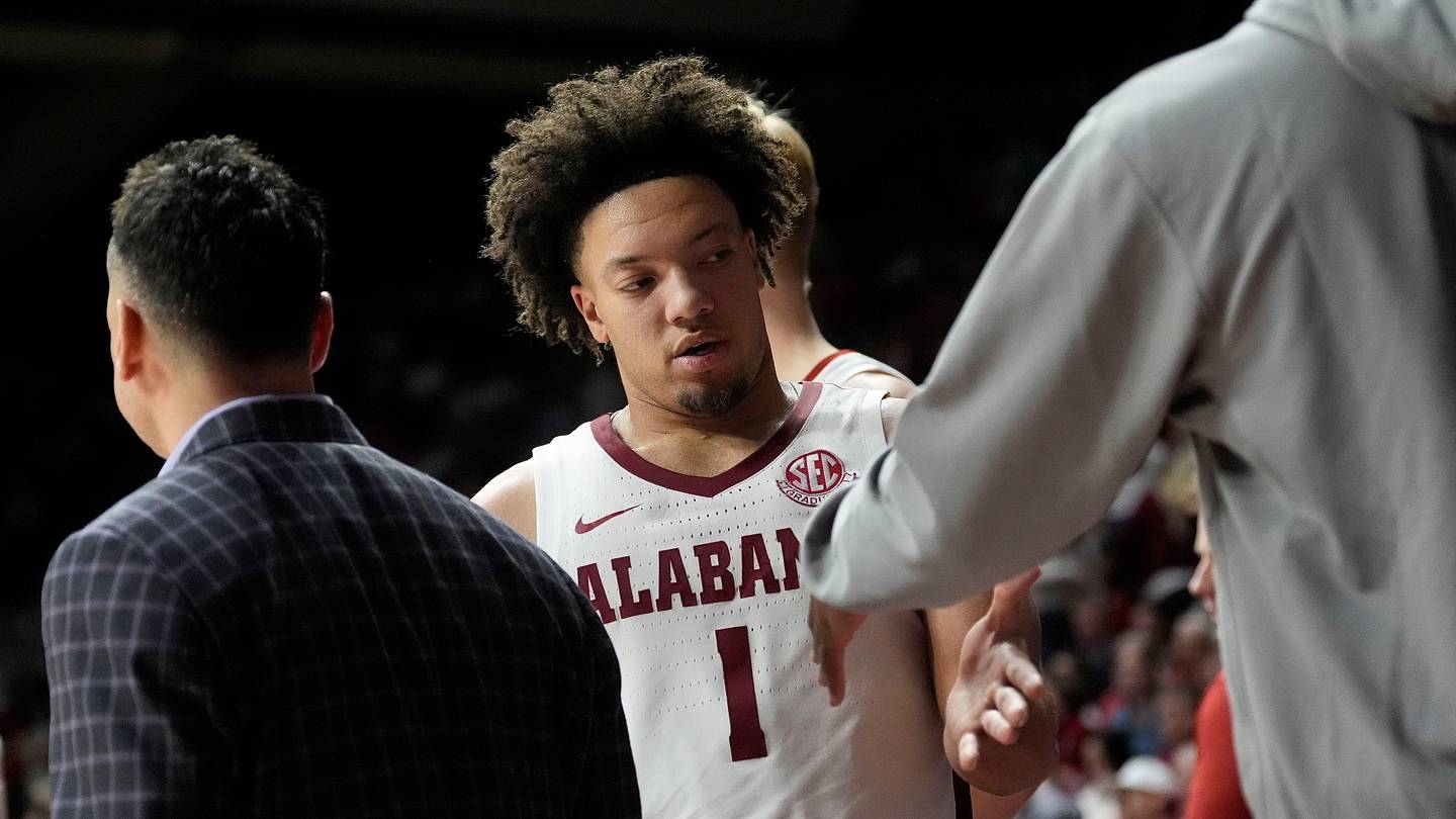 Alabama Basketball Point Guard Mark Sears Named Bob Cousy Award ...