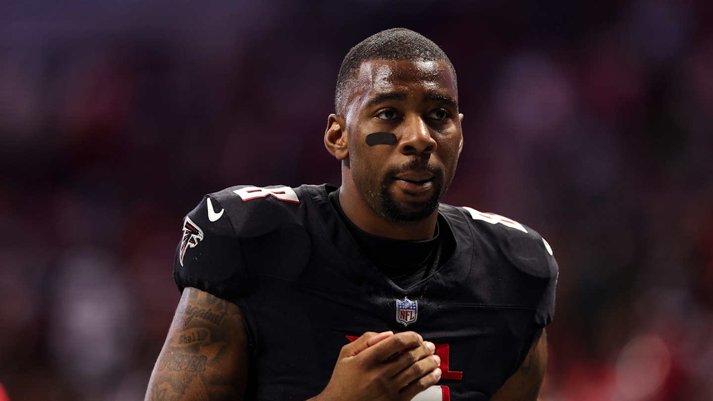 Falcons fans are losing it over Kyle Pitts' fear of the team’s mascot