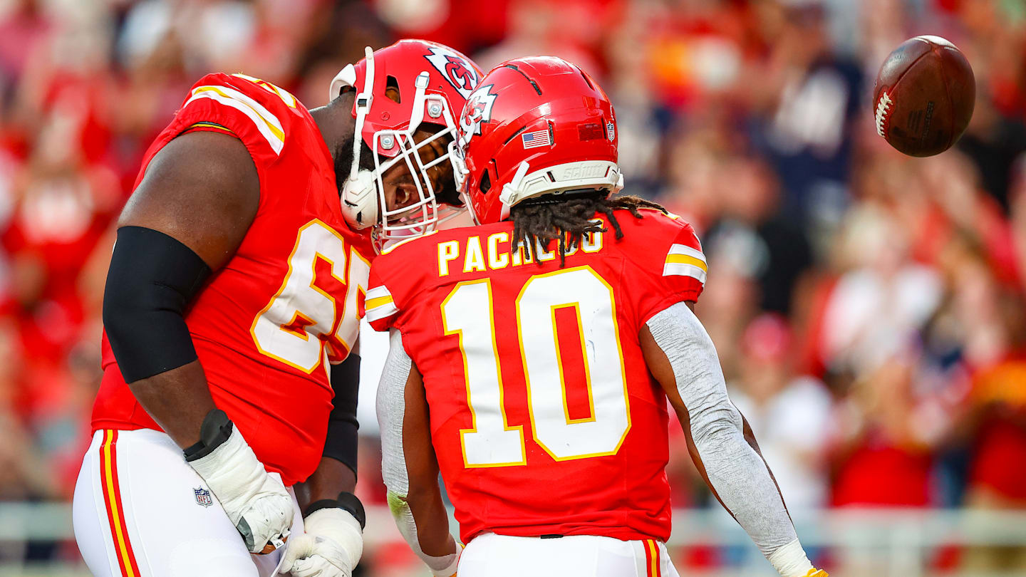 Chiefs official 53-man roster leaves out shocking veterans to start the ...