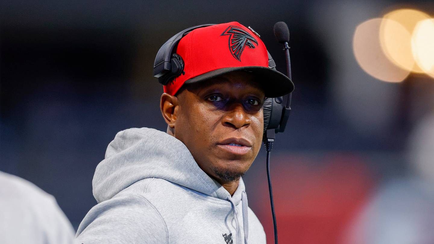 Raheem Morris owns up to Falcons-Commanders disaster, a rarity in ...
