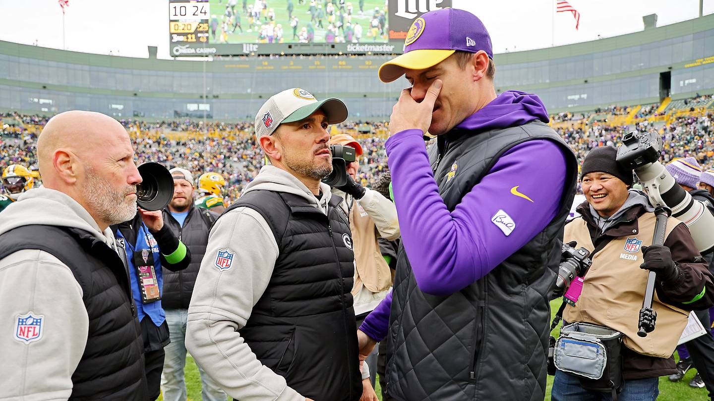 Packers Likely Laughing as Vikings Make Early Offseason Blunder