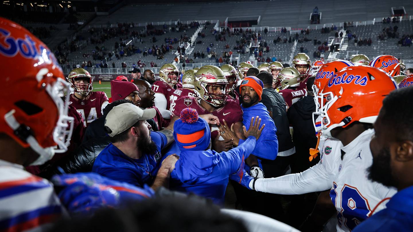 Jomboy Media gives Florida Football a breakdown after their flag plant ...