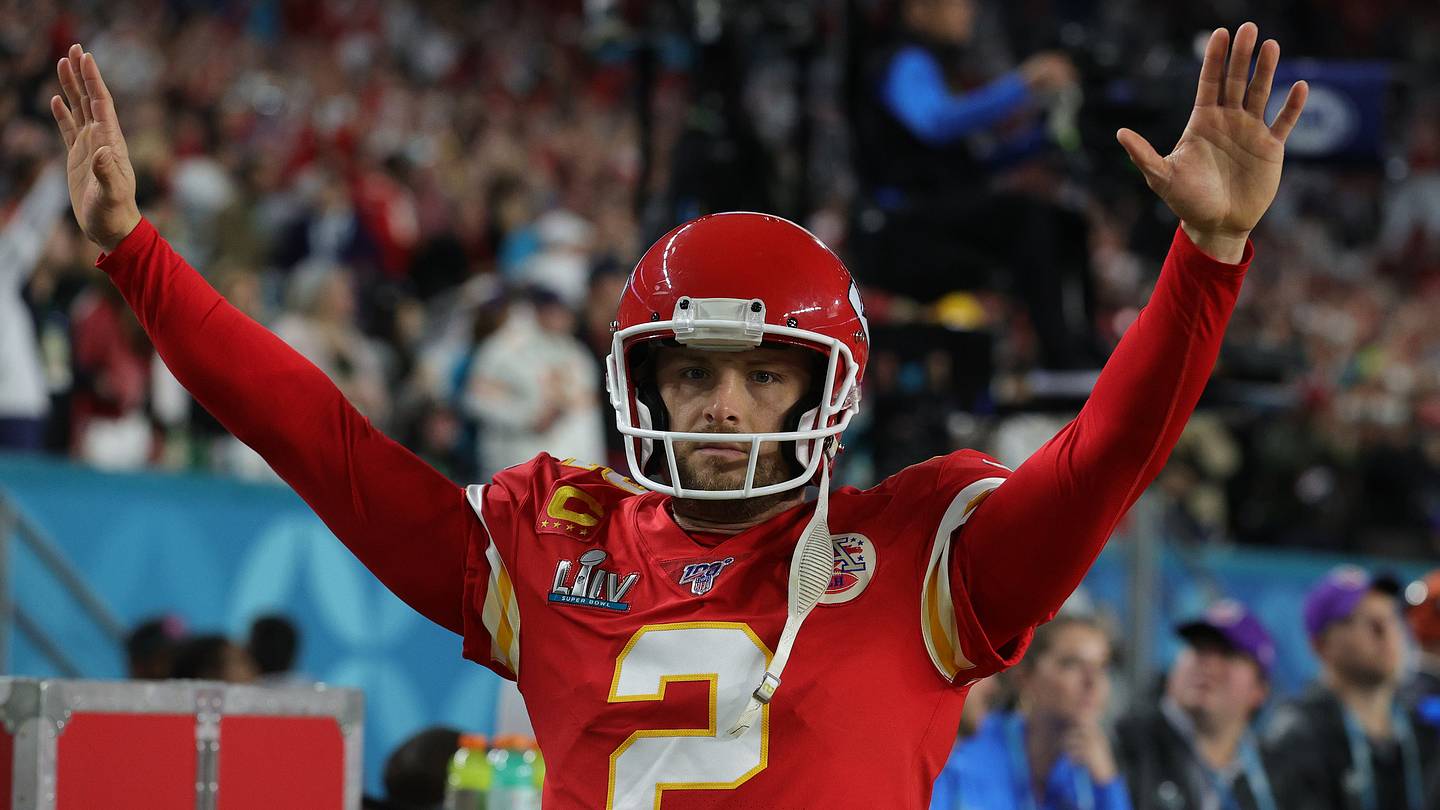 Five players who played the most games in Kansas City Chiefs history