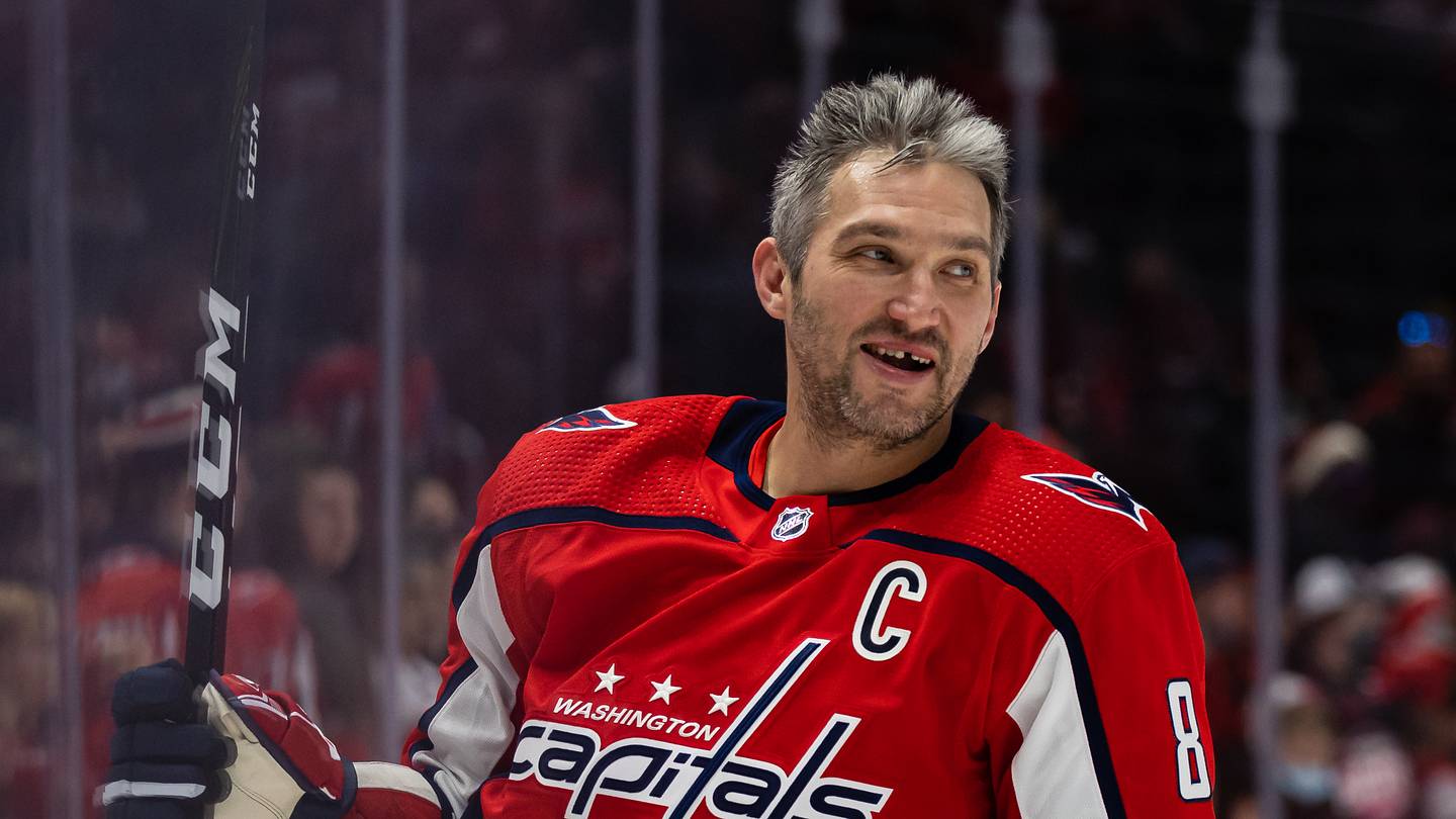 A look at the Washington Capitals 50th anniversary jersey patch