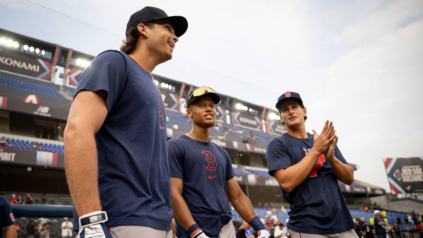 Red Sox radio host's crazy Roman Anthony position change is a shot at ...