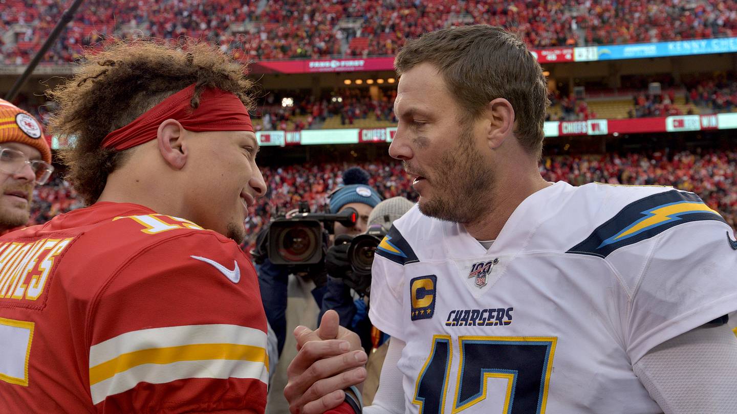 AI makes shocking prediction as Chargers try to sweep Chiefs for first ...