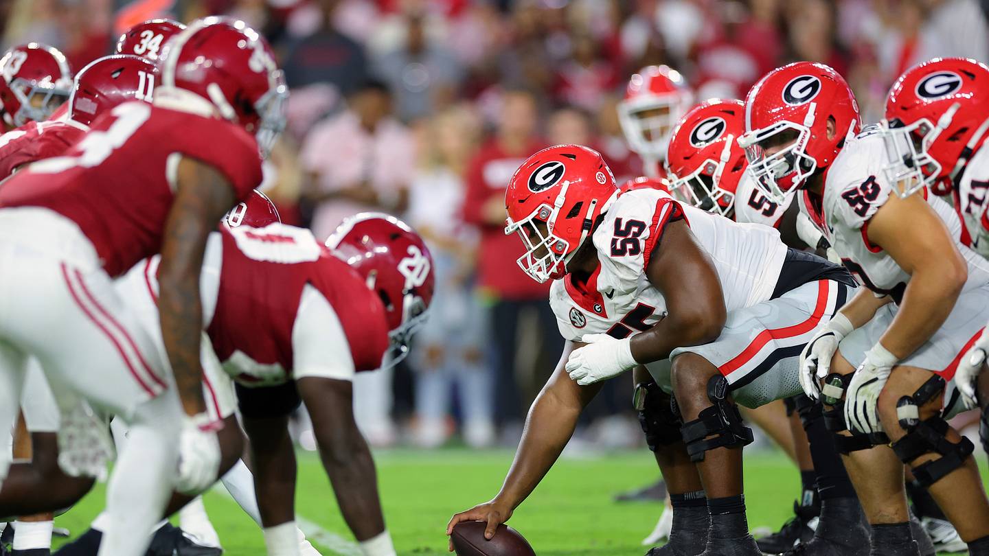 Georgia and Alabama fans find some common ground in the Eagles