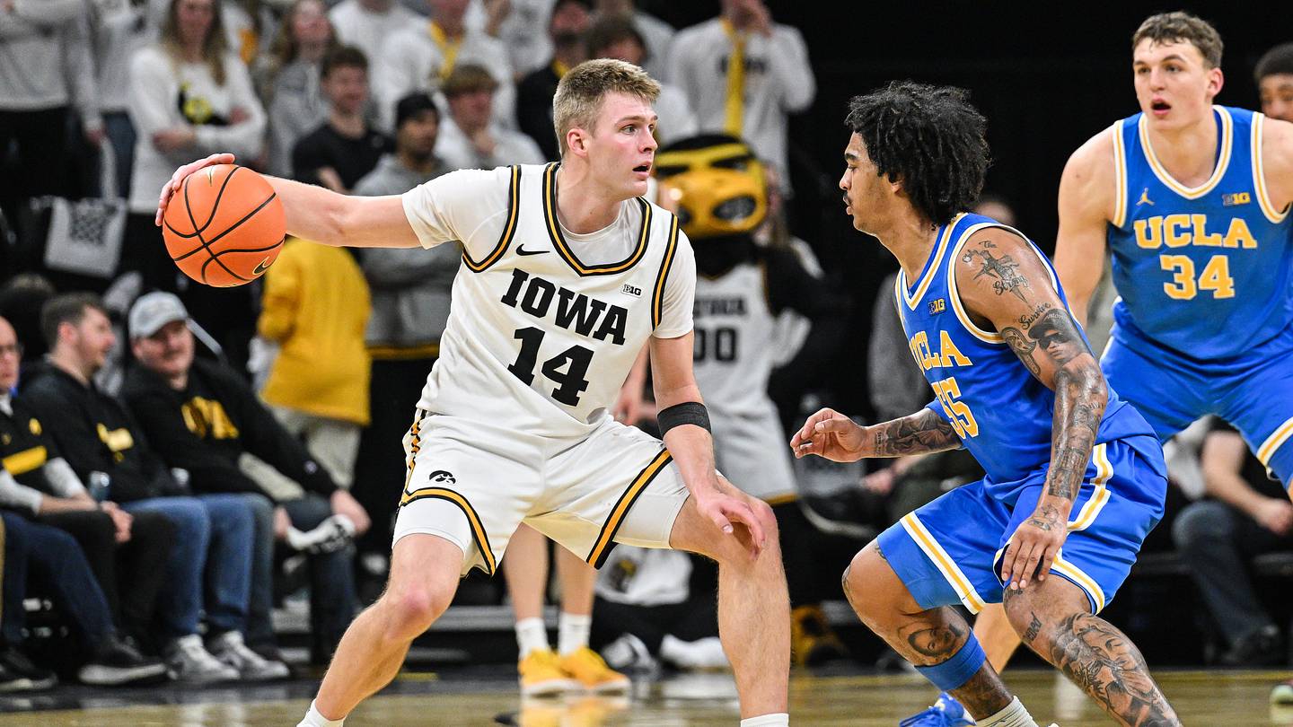 Hawkeye fans were impressed with the way Iowa MBB fought to the end