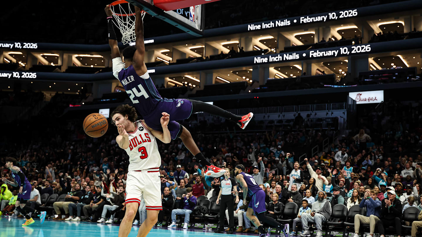 Bulls’ defense reaches stunning new low in loss to Hornets