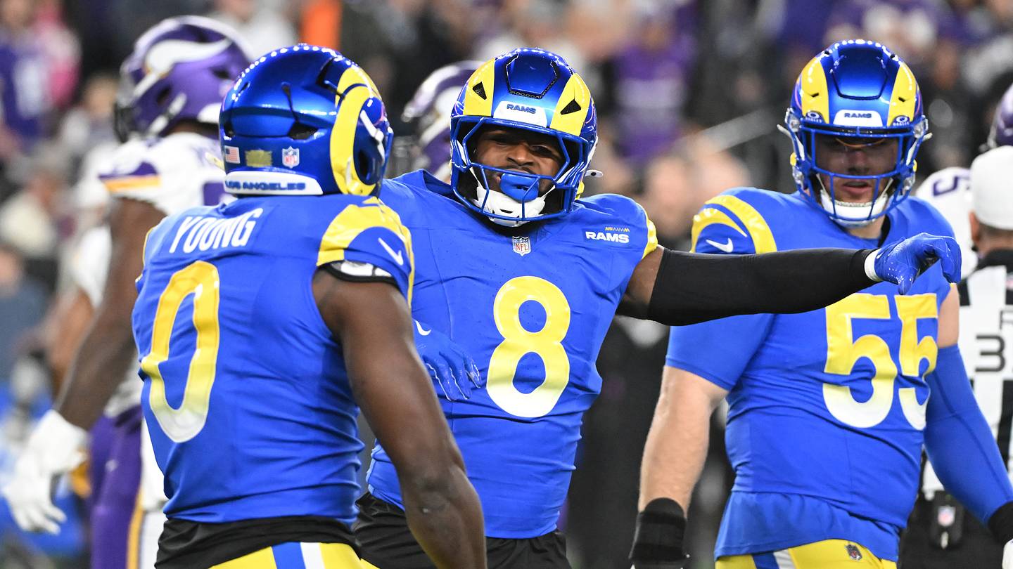 Sean McVay doubles down on Jared Verse calling out, riling up Eagles fans